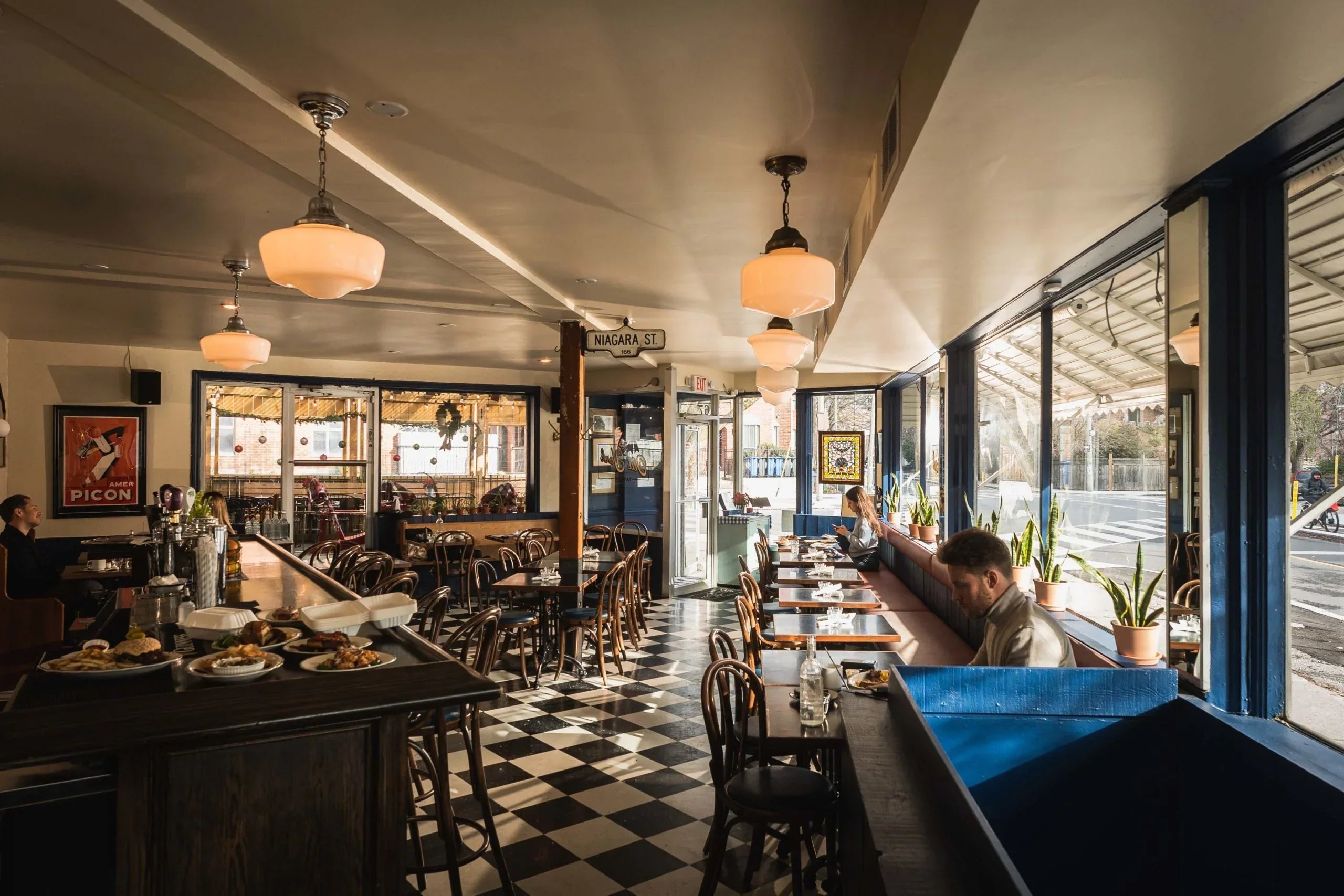 The Old York Tavern - Restaurants & Bars for meals during offsites at ...